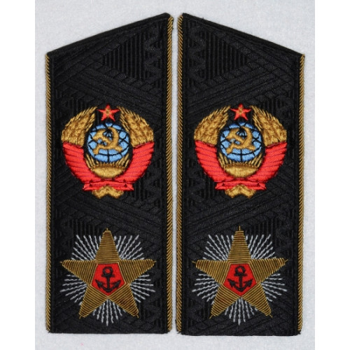 HIGH RANK Shoulder boards