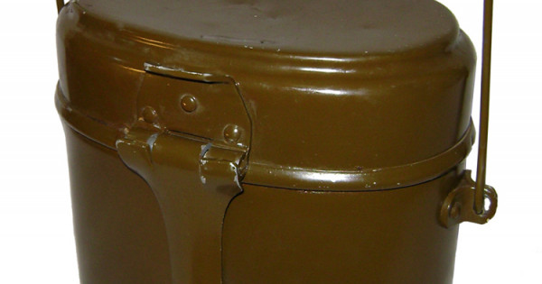 Soviet soldier mess kit field food kettle of ussr army